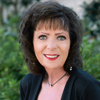 Janet Smith's Instagram, Twitter & Facebook on IDCrawl